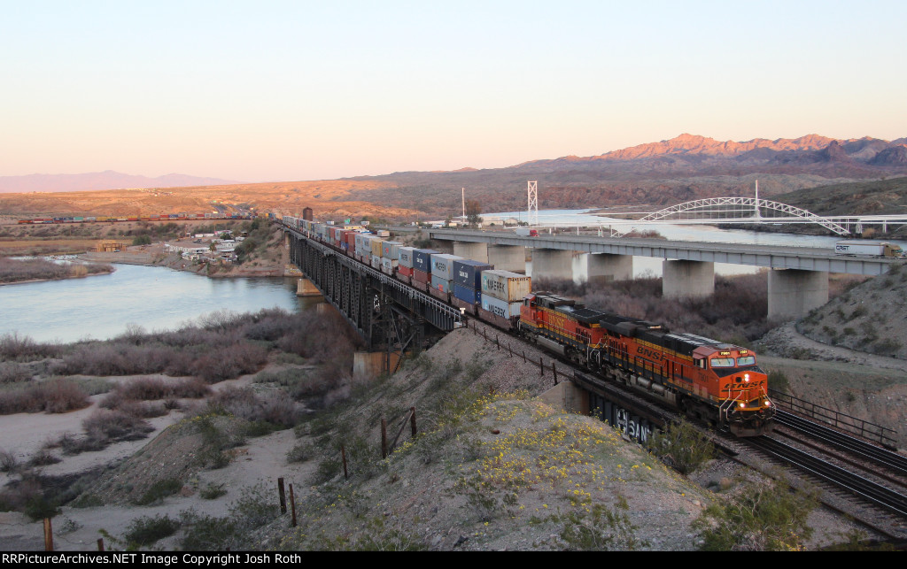 BNSF 7901 & BNSF 5416